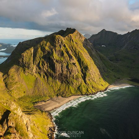 Ryten Mountain Hiking Guide - Lofoten Islands Norway | 68 North