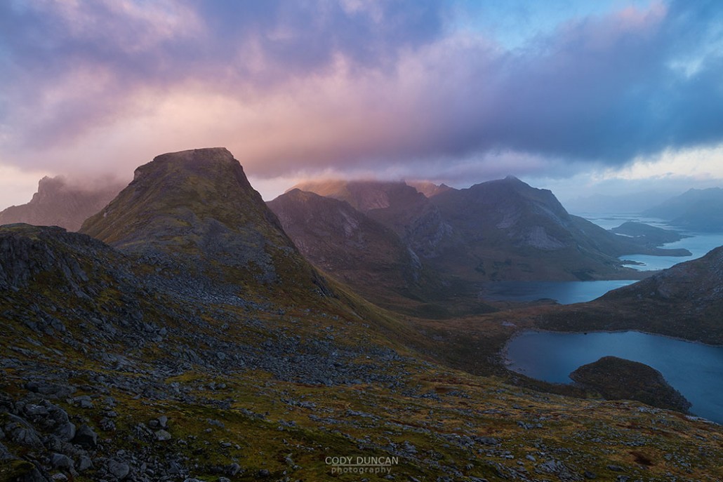 Håen 438m | Værøy Mountain Hiking Guide | 68 North