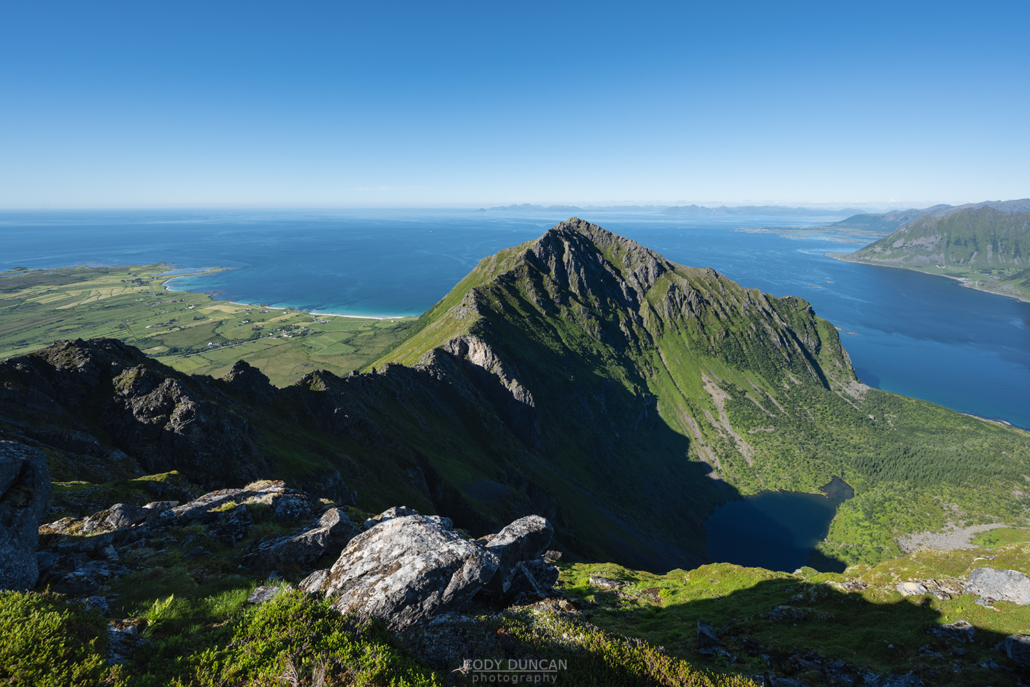 Munken | Mountain Hiking and Camping Guide | Lofoten Islands Norway ...