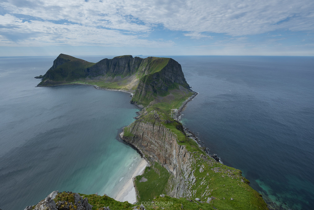 Håen 438m | Værøy Mountain Hiking Guide | 68 North