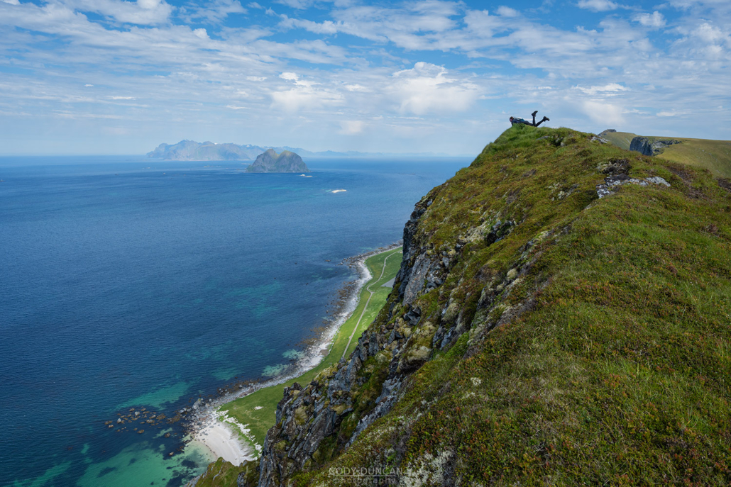 Håen 438m | Værøy Mountain Hiking Guide | 68 North