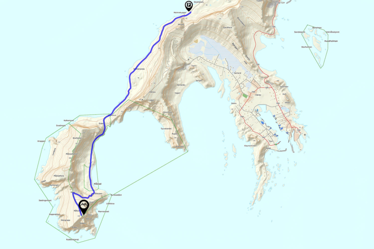 Måhornet 439m | Værøy Mountain Hiking Guide | 68 North